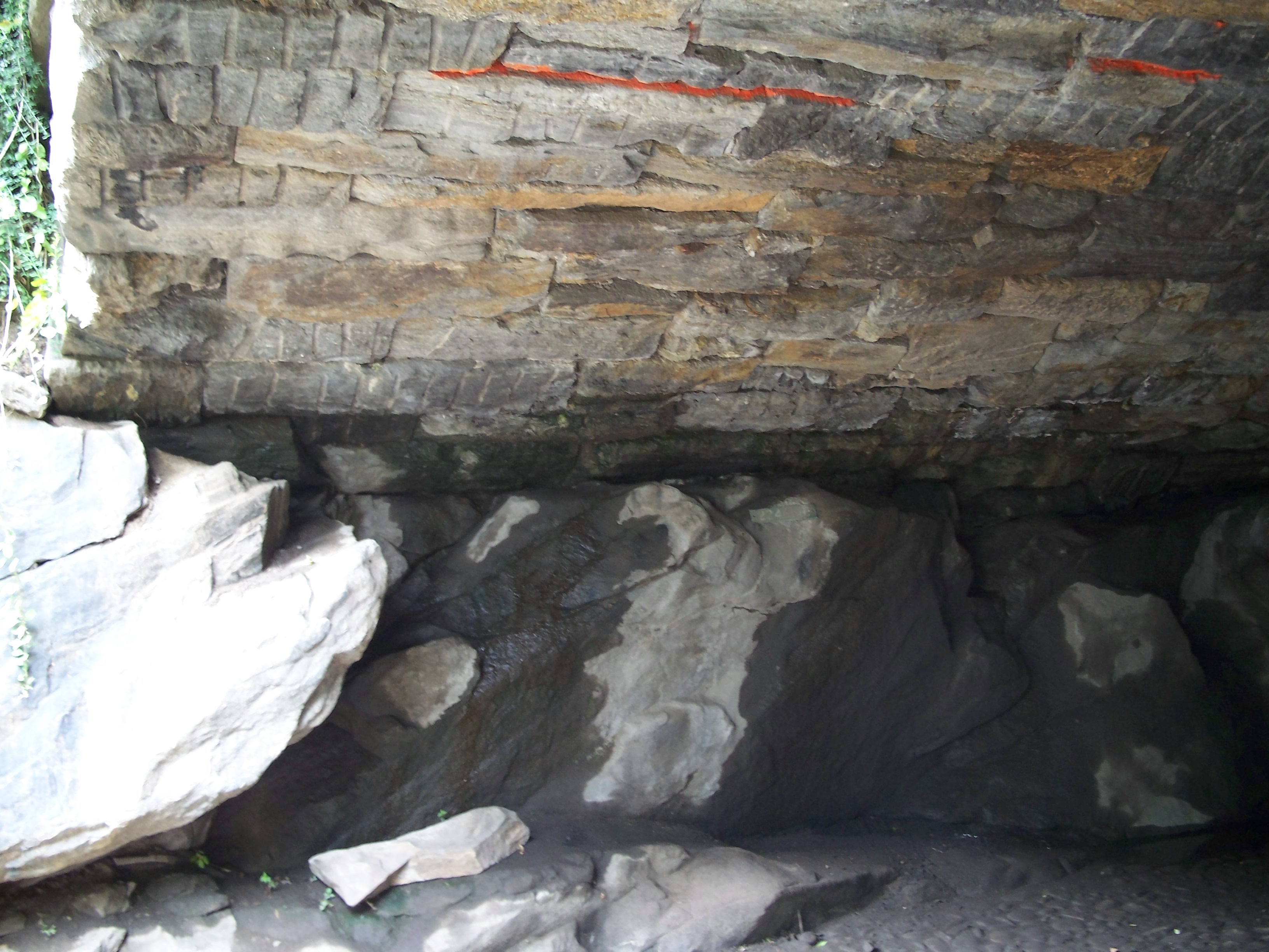 Riftstone Arch